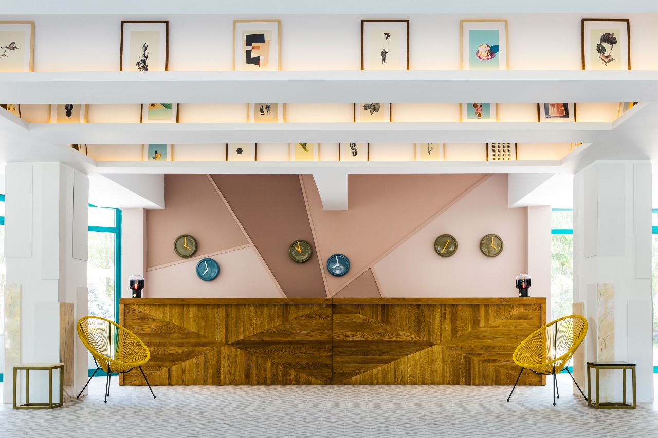 About Us - Hotel Zefir